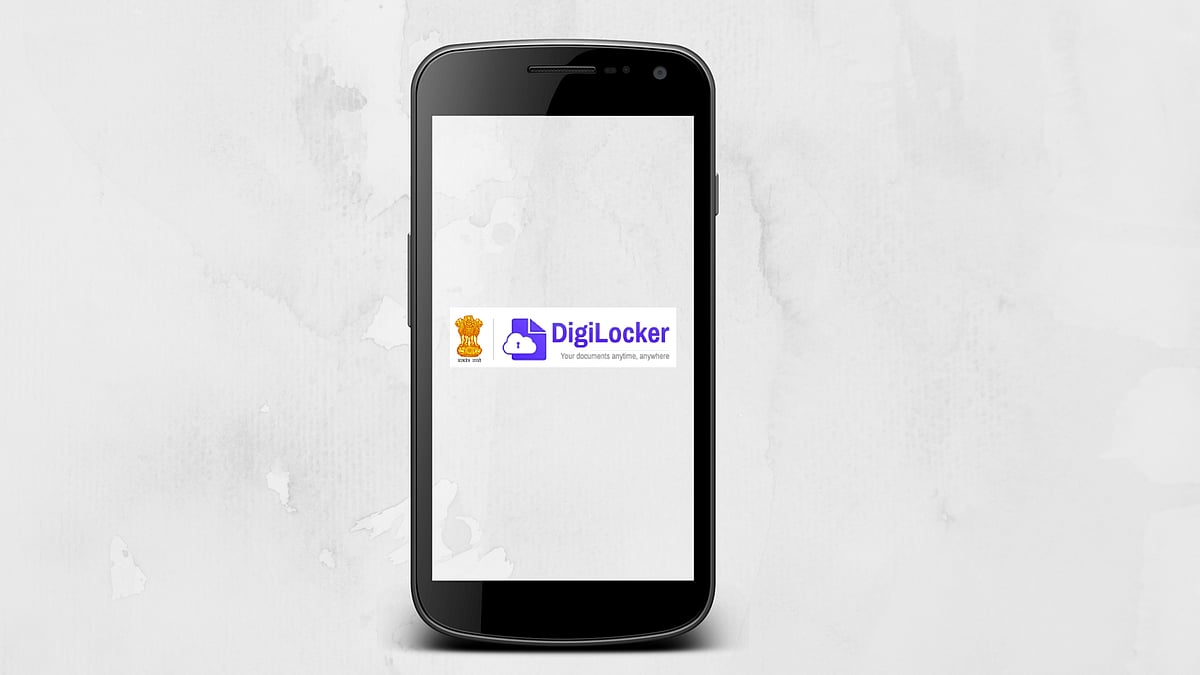 How the DigiLocker app can be used instead of carrying documents works.