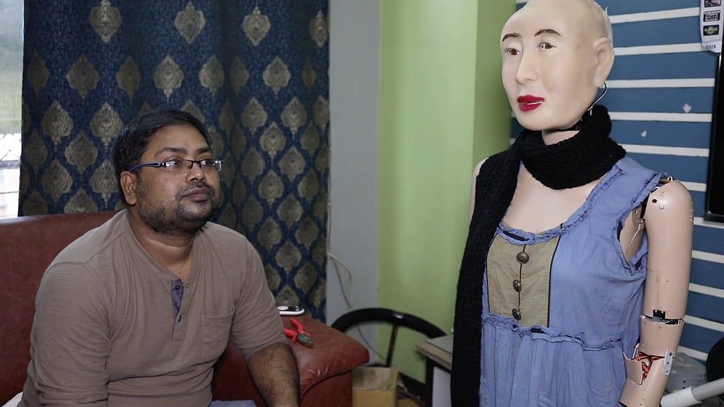 Meet Rashmi, the First Hindi-Speaking Humanoid Robot