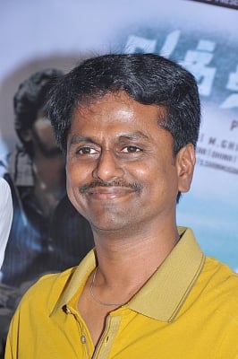 'Sarkar' plagiarism row: Varun Rajendran to be credited with special ...