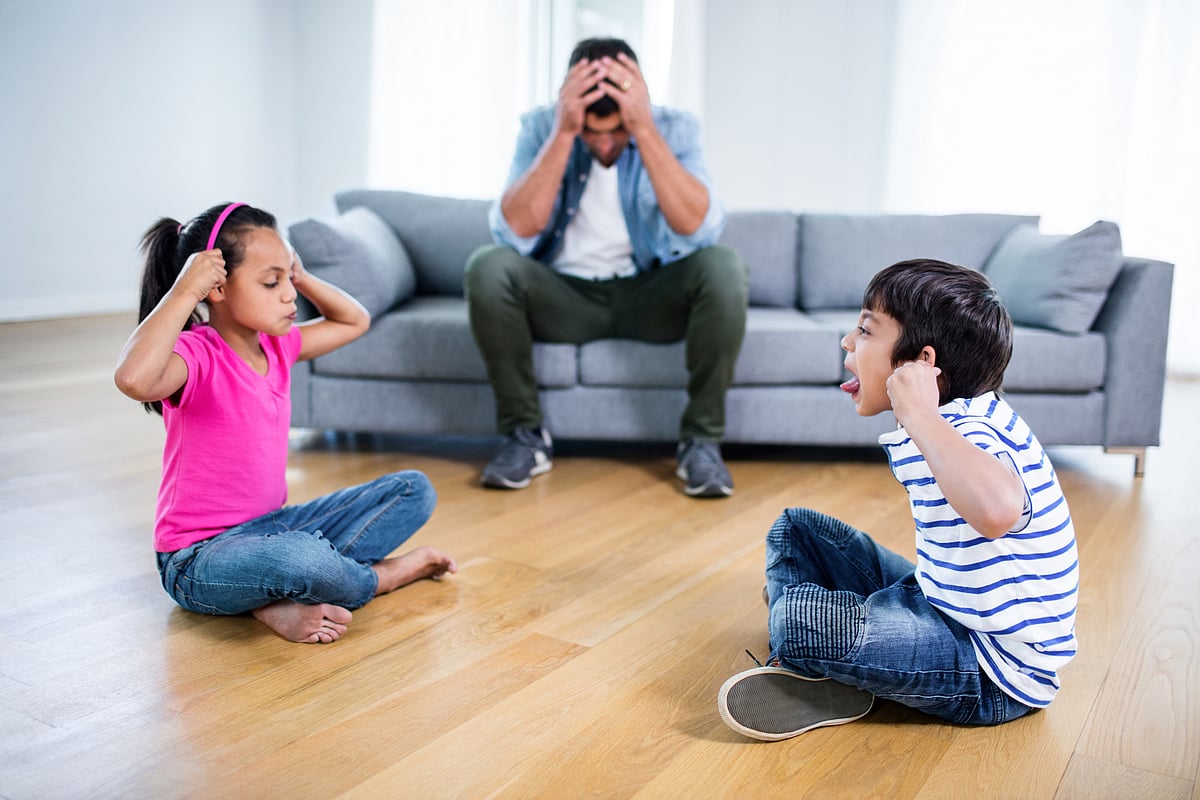 Sibling Rivalry Tips: Causes, Role of Parents in Dealing With Sibling ...