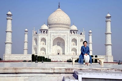 South Korean First Lady visits Taj Mahal