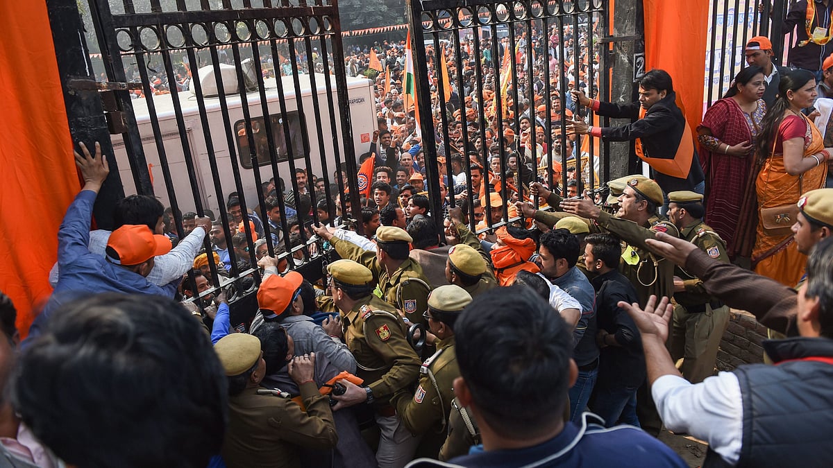 Vikas Nahi, Ram Mandir Chahiye: Supporters Roar at VHP Rally in Delhi’s ...