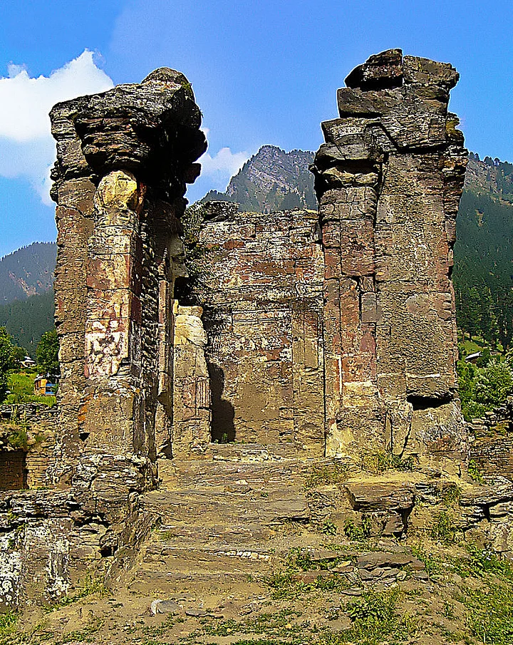 Sharada Peeth: PoK’s Abandoned Temple of ‘Kashmir Puravasini’