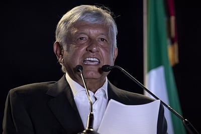 New Mexican President sworn in