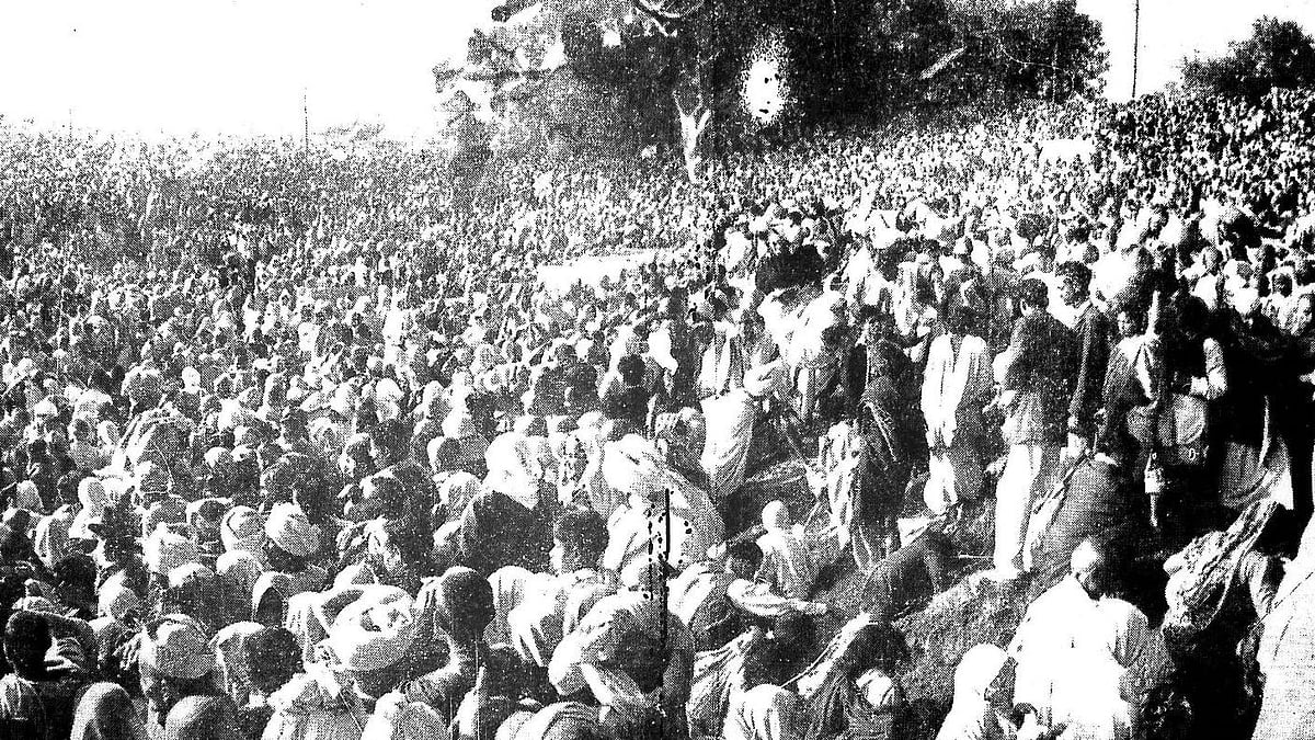 1954 Kumbh Stampede & Jawaharlal Nehru – What Had Happened?