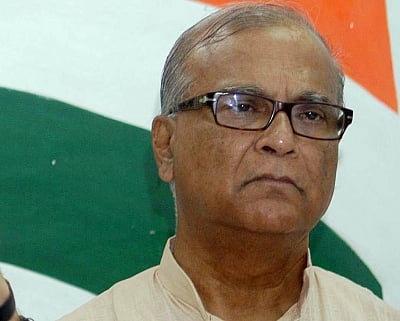 Congress leaves 5 seats for Left Front in Bengal