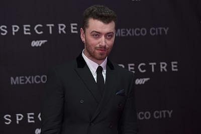 Sam Smith identifies himself as non-binary