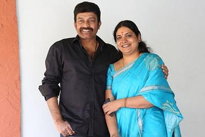 Actor couple Jeevitha, Rajasekhar return to YSRCP