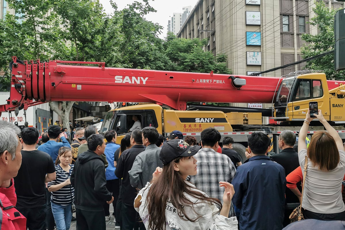 Death Toll in Shanghai Building Collapse Rises to 10
