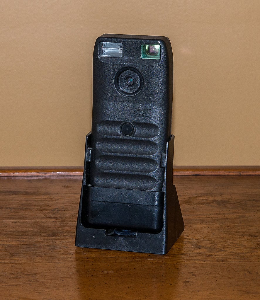 PM Narendra Modi says he used Digital Camera and E-mail in 1987-88 ...