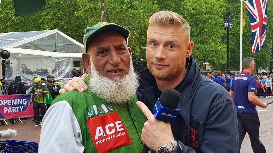 ICC World Cup 2019: ‘Chacha Cricket’ Reaches UK to Support Pakistan at ...