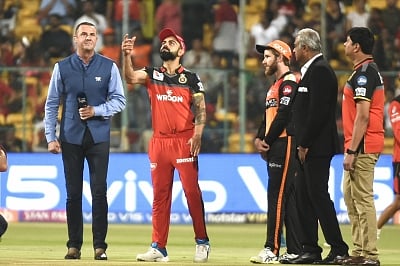 RCB fan cheering Kohli & boys becomes internet sensation