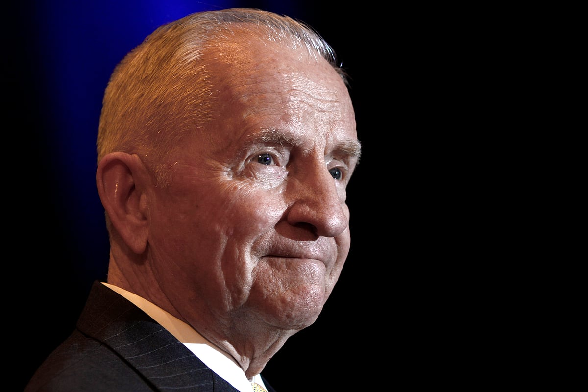 Billionaire & Ex-US President Candidate Henry Ross Perot Dies at 89