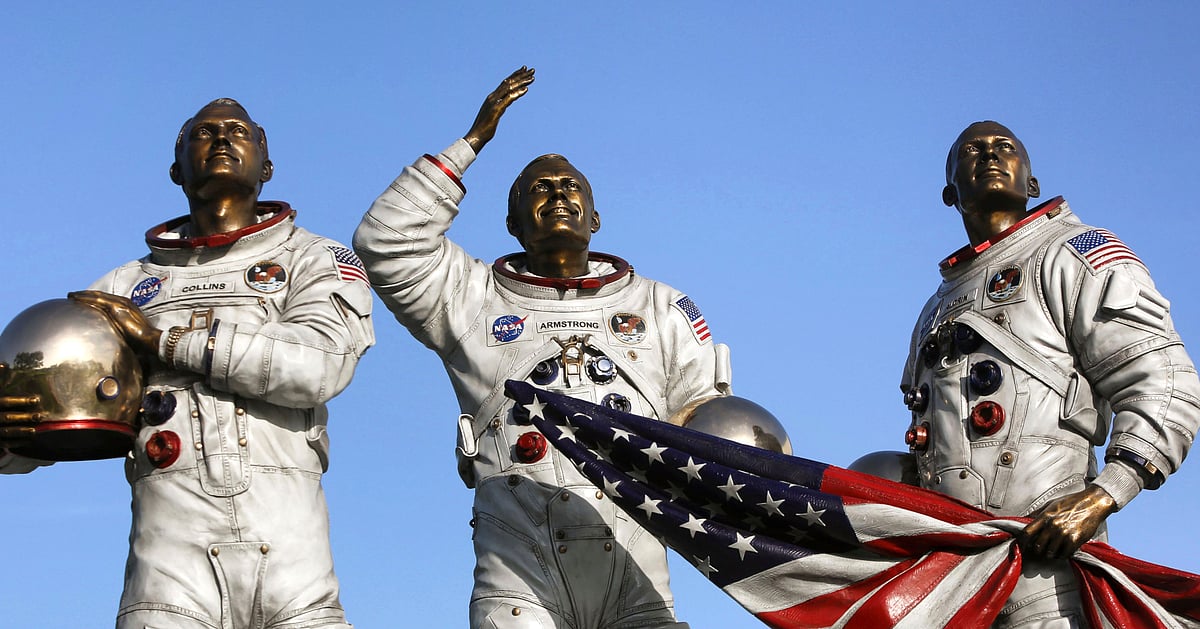 Space Exploration Day: A Giant Leap for Humankind – Future Moon ...