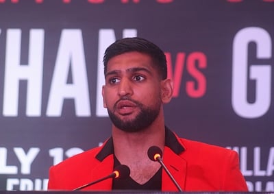 Pakistani-British boxer mimics Abhinandan in video