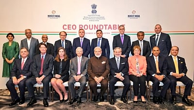 Modi holds round table with oil sector CEOs in Houston