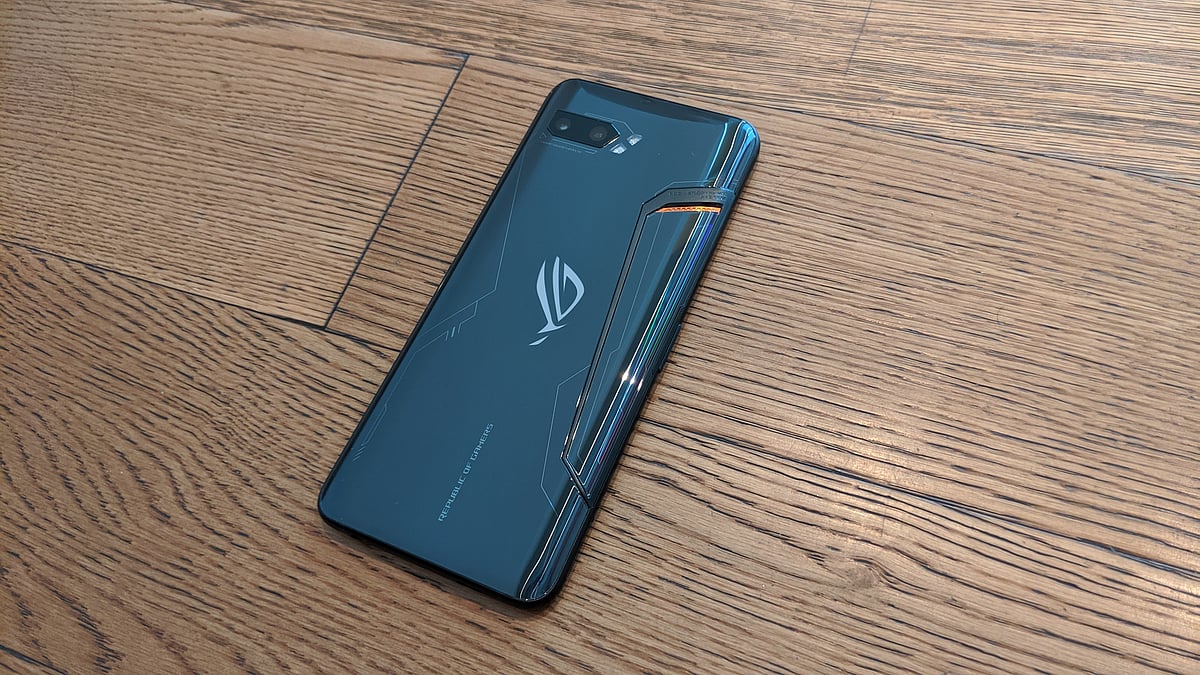 Asus ROG 2 Mobile Review: Flagship Hardware with a Mammoth Battery