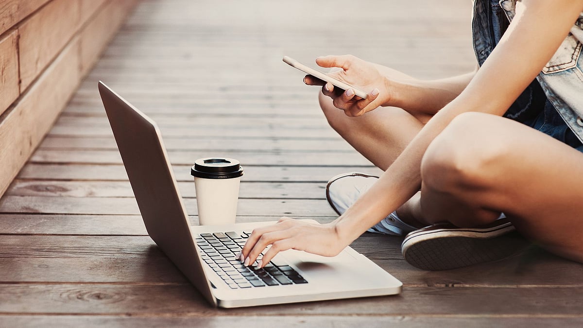 Multitasking Makes Teens Feel Better...and Worse, Says Study