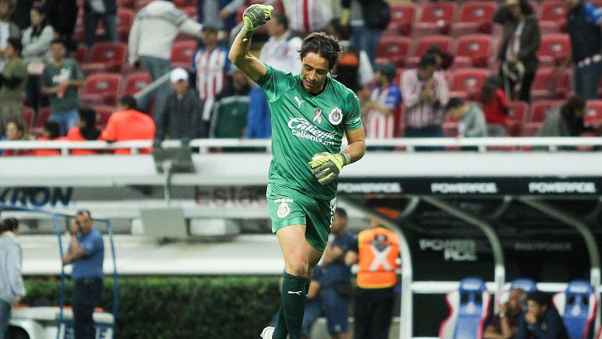 Jose Antonio Rodriguez Scores Audacious Long-Range Effort From Own Box