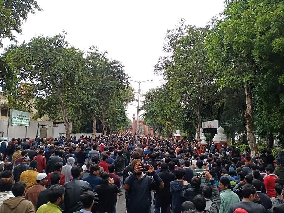 CAA Protests at AMU: A Timeline of Protests at Aligarh Muslim ...