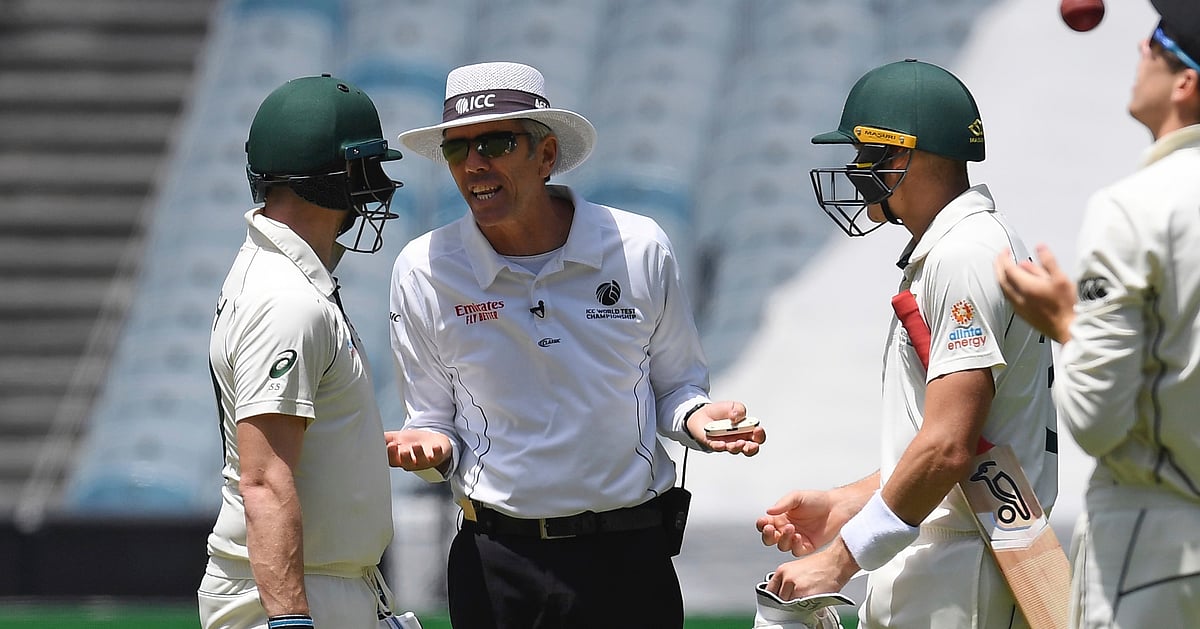 Umpire Nigel Llong Draws Flak for Poor Decision in Australia-NZ Test