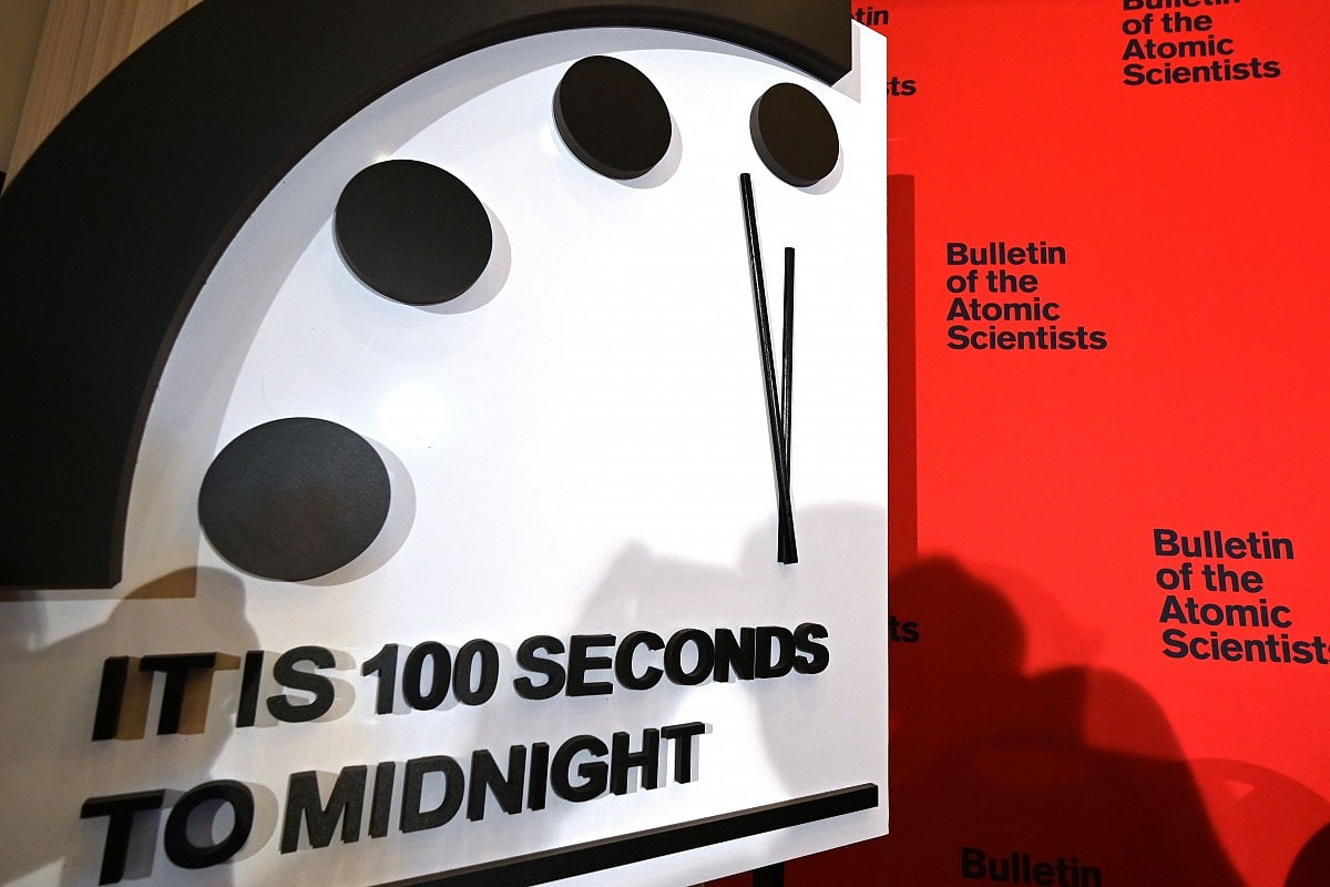 The Keepers of the Doomsday Clock Moved the Symbolic Countdown to ...