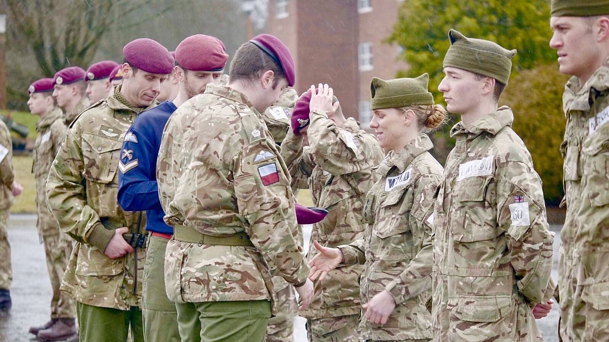 UK Army Captain Becomes First Woman to Pass Gruelling Para Test