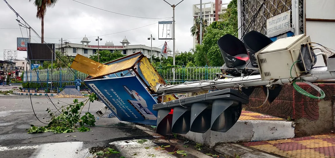 Cyclone Amphan: 72 Dead in West Bengal; Trees Uprooted, Buildings Damaged