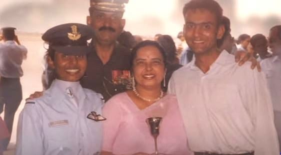 Gunjan Saxena: All You Need to Know About ‘Real’ Gunjan Saxena or The ...