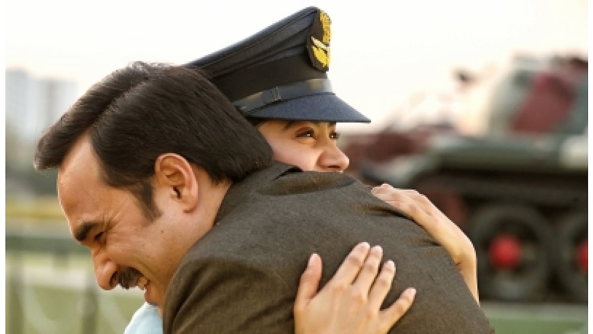 Gunjan Saxena: The Kargil Girl Full Movie Review: 'Gunjan Saxena' Gets ...