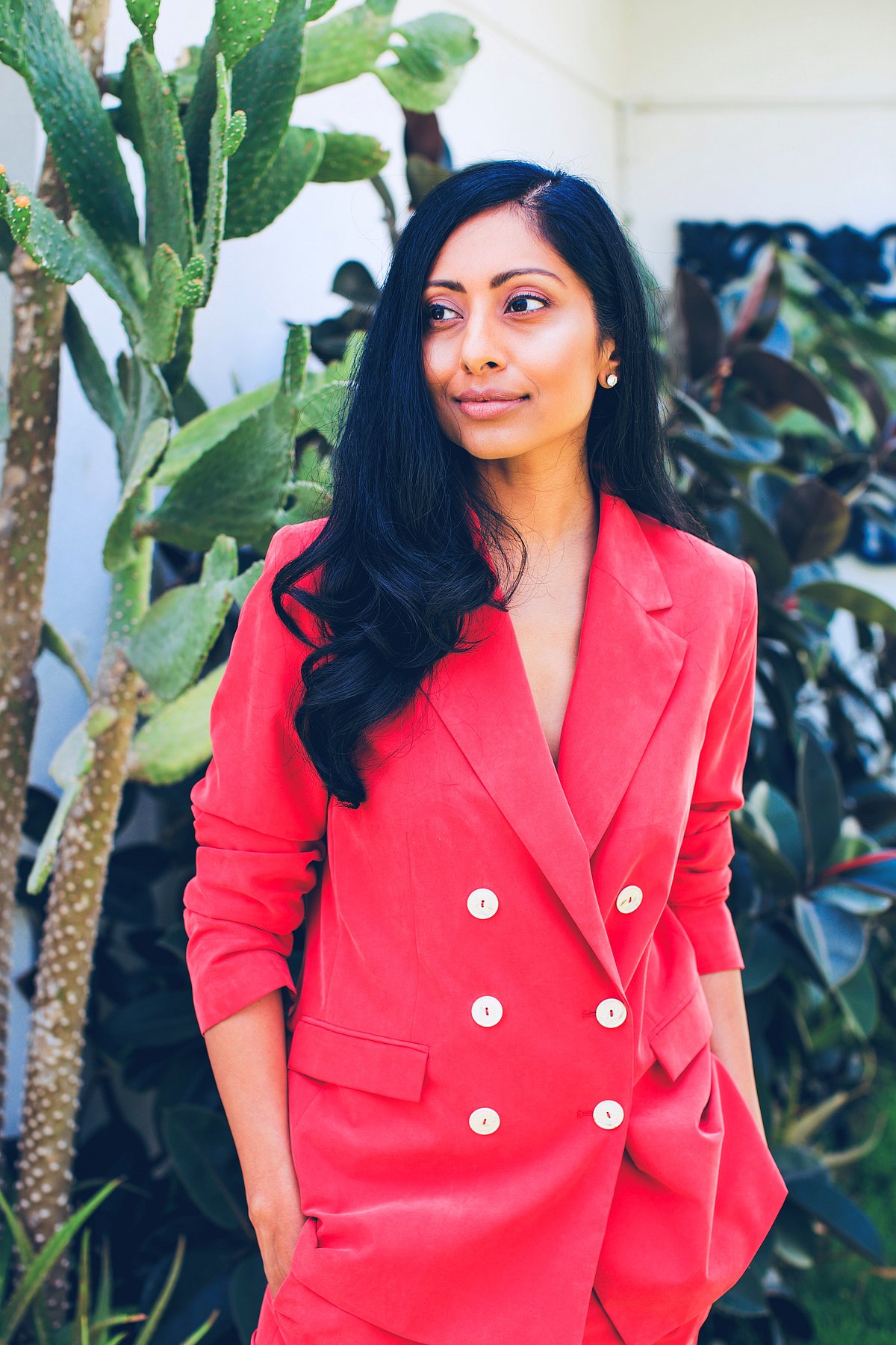 VIDEO | Indian Origin Booker Prize 2020 Nominee Avni Doshi Opens Up ...