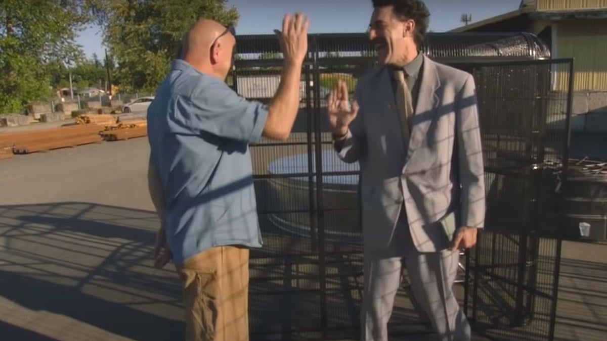 Funny High Five Borat