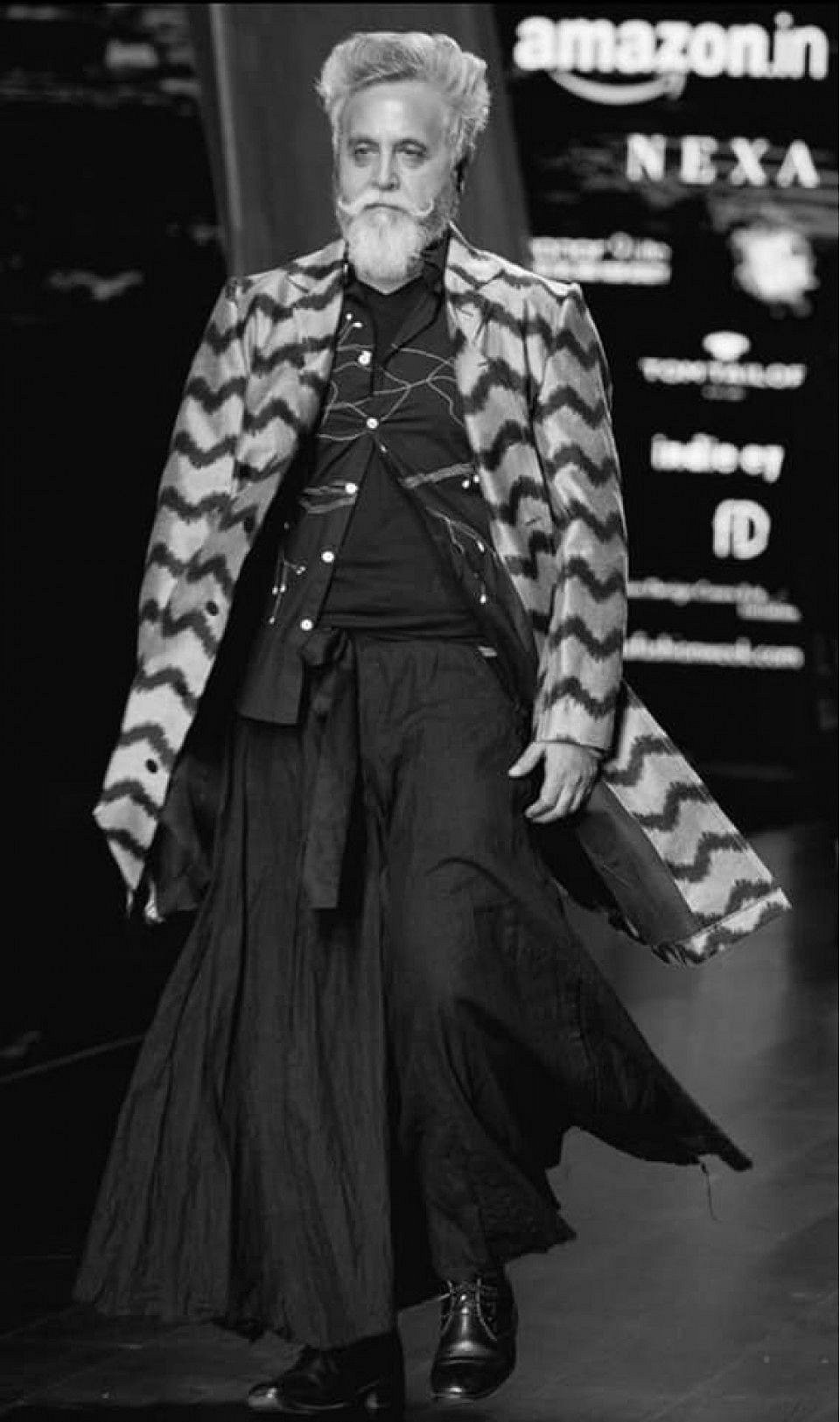 VIDEO | At 62, Dinesh Mohan lost almost 50kgs to become one of India's ...