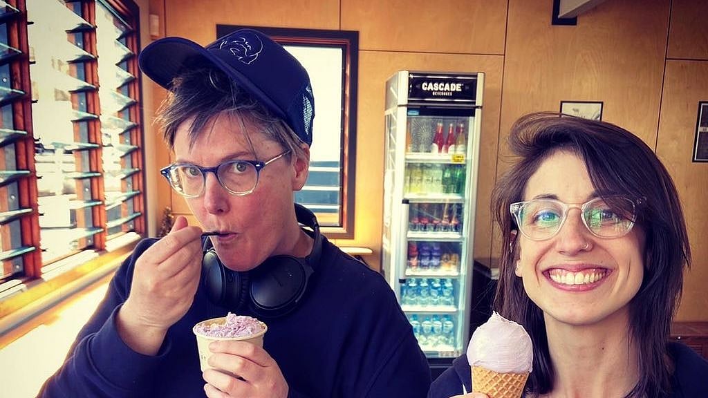 Comedian Hannah Gadsby Introduces Wife Jenney Shamash to the World