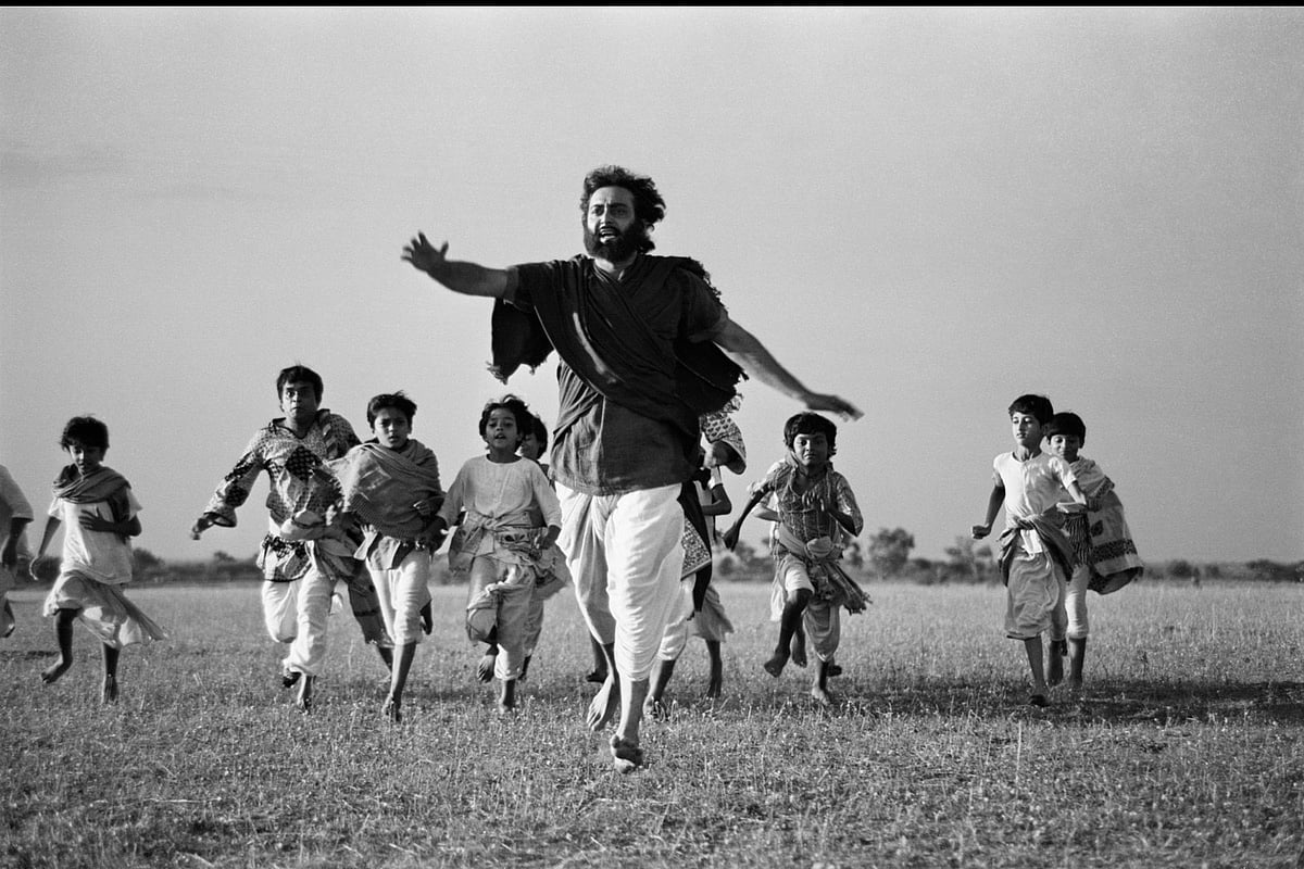 The Timelessness of Satyajit Ray's Political Allegory 'Hirak Rajar Deshe'