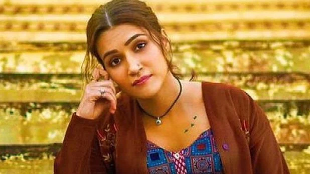 Review: Kriti Sanon's 'Mimi' Reduces Its Titular Character to a Sad ...