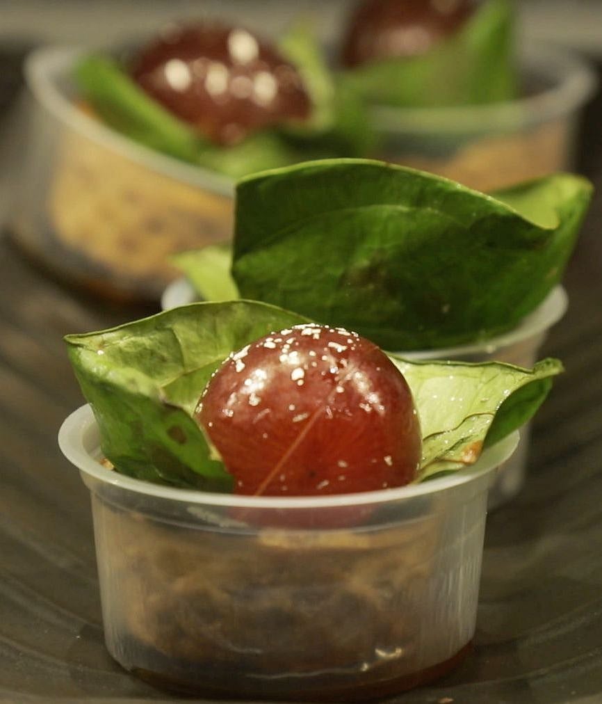 Food Video: Try more than 70 types of Paan at Pandey's Paan