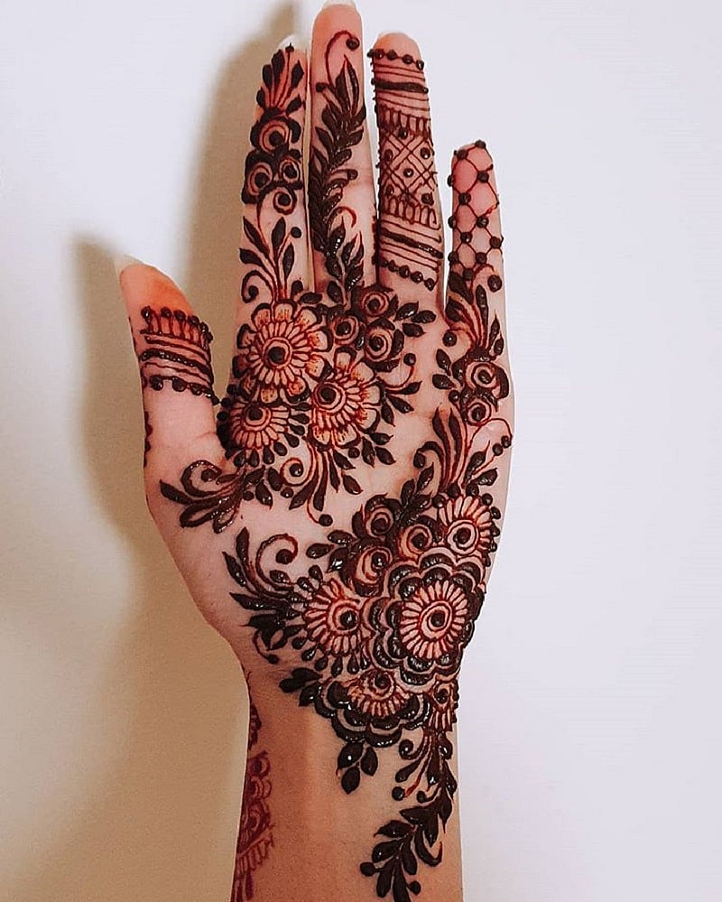20 Karwa Chauth Mehndi Designs 2021: Karva Chauth Special Simple, Easy ...