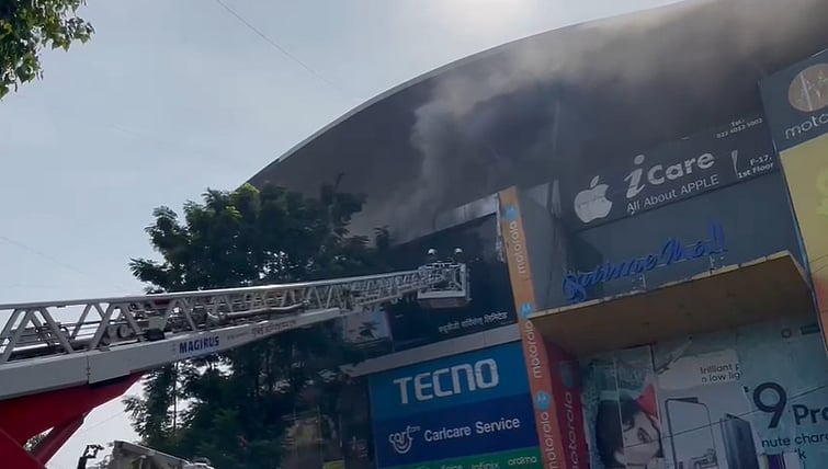 Fire Breaks Out at Mumbai's Prime Mall, Rescue Ops Underway