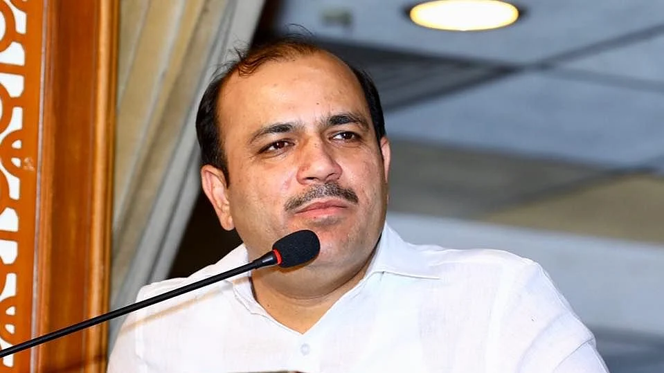 BSP MP Danish Ali, Who Had Attended Lok Sabha, Tests Positive for COVID-19 BSP MP Danish Ali, Who Had Attended Lok Sabha, Tests Positive for COVID-19