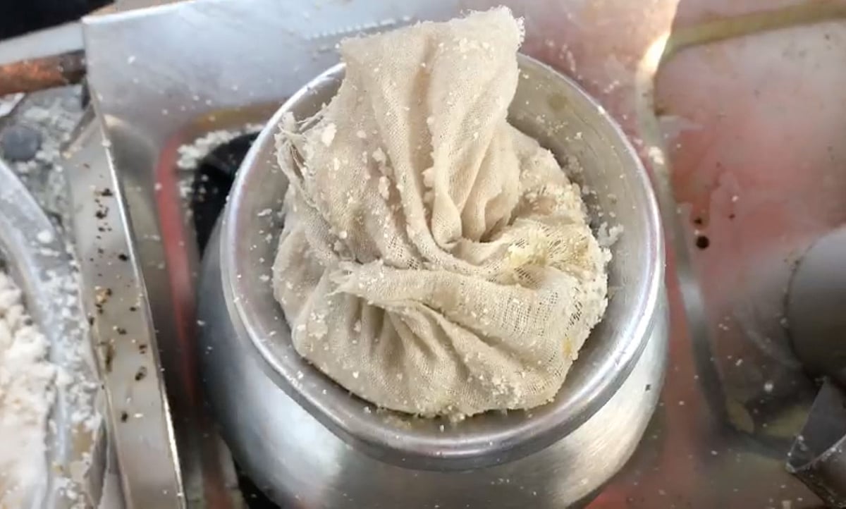 Street Food | Ketli Pitha from the streets of Assam will leave you ...