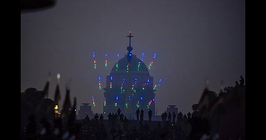 BotLab Dynamics – The Startup Behind 'Dazzling' Drone Show at Beating ...