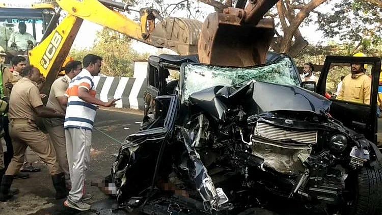 Tamil Nadu: DMK MP NR Elango's Son, Rakesh, Dies in Car Accident, Probe On