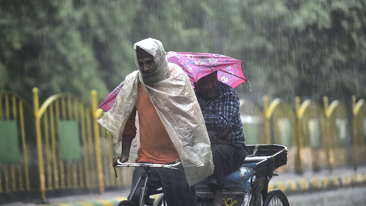 Widespread Rain and Thunderstorms Predicted in Numerous States, North ...