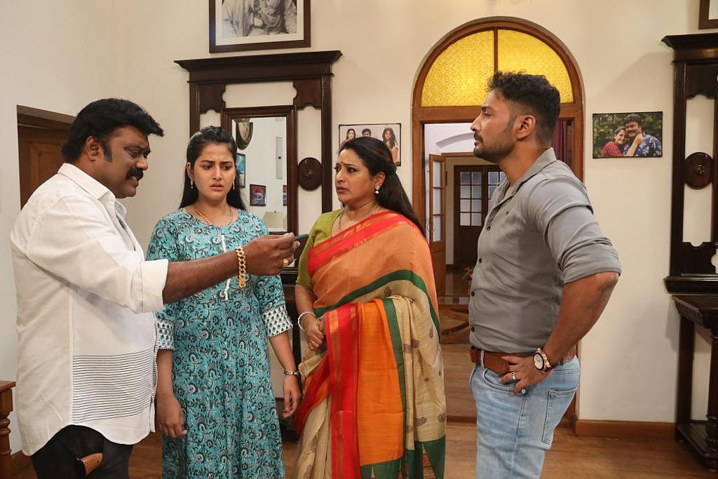 'Husband Assaulted Sahana Many Times': Director of Kerala Model's Debut ...