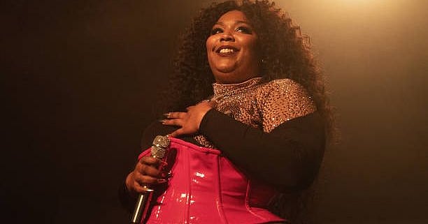 Lizzo Accused of Using Ableist Slur, Artist Apologizes Amidst the Backlash