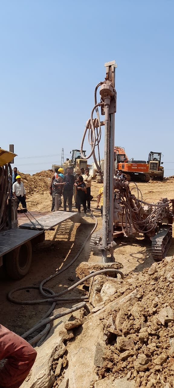 Chhattisgarh Boy Falls Into Borewell, Third Day of Rescue Operations ...