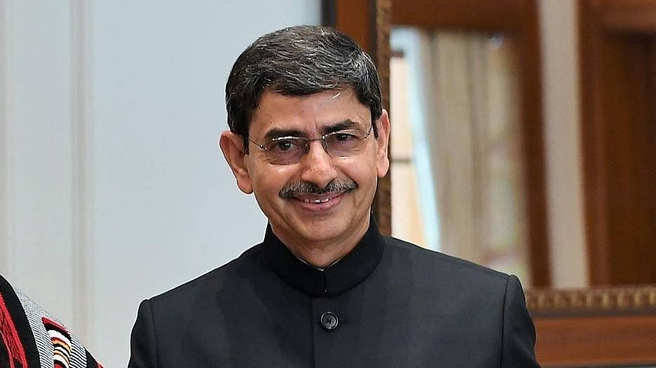 'Anyone Who Uses a Gun Should Be Dealt With a Gun': Tamil Nadu Governor ...