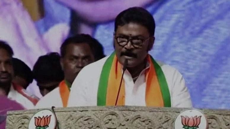 Karnataka Tourism, Ecology and Environment Minister Anand Singh Booked ...