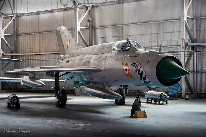 Analyzing the MiG-21: India's Reliable Fighter That's Running Out of Time